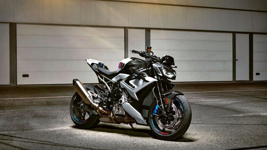 2025 BMW M 1000 R Design Review - Car And Bike News